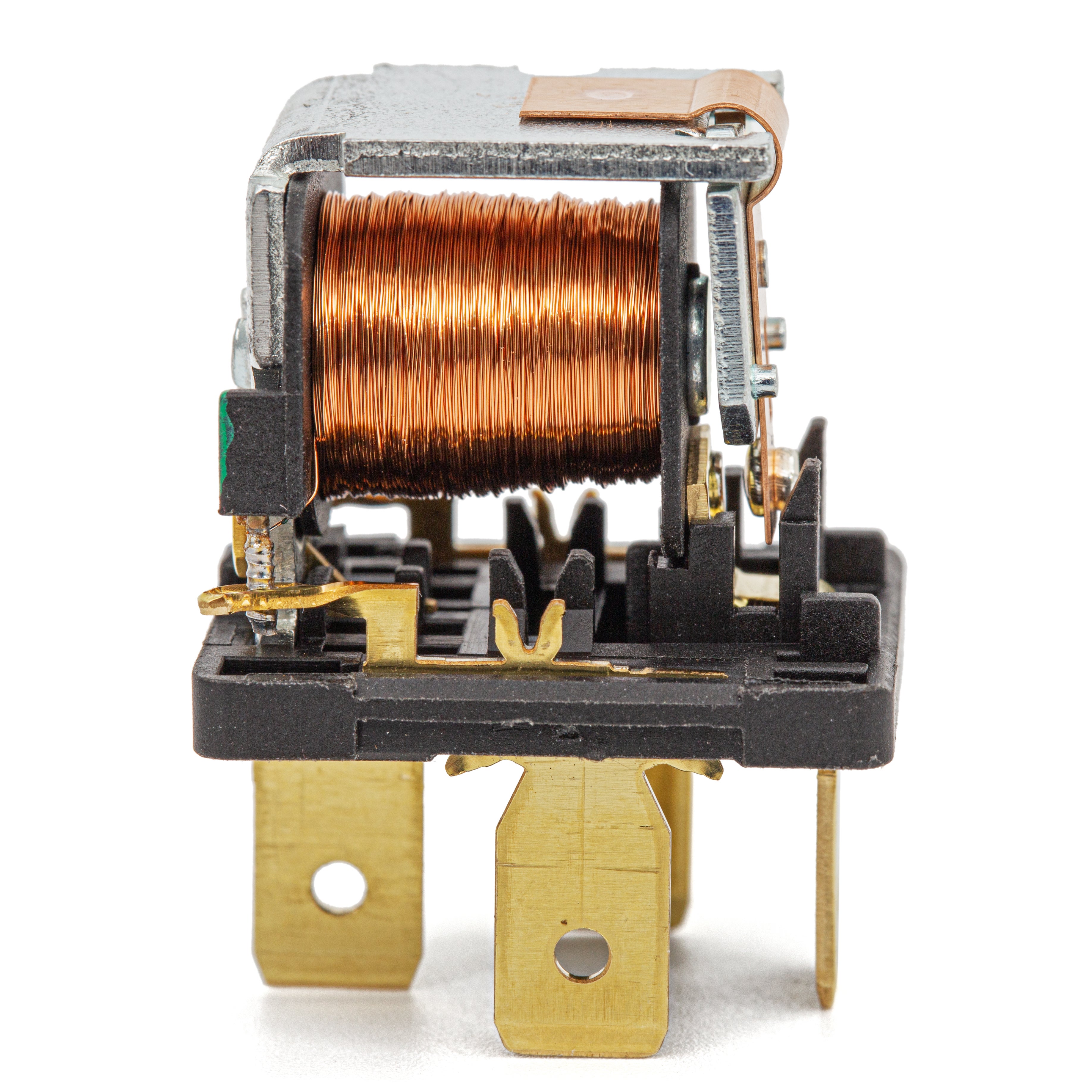 What is a Relay? Working Principle, Types, and Uses